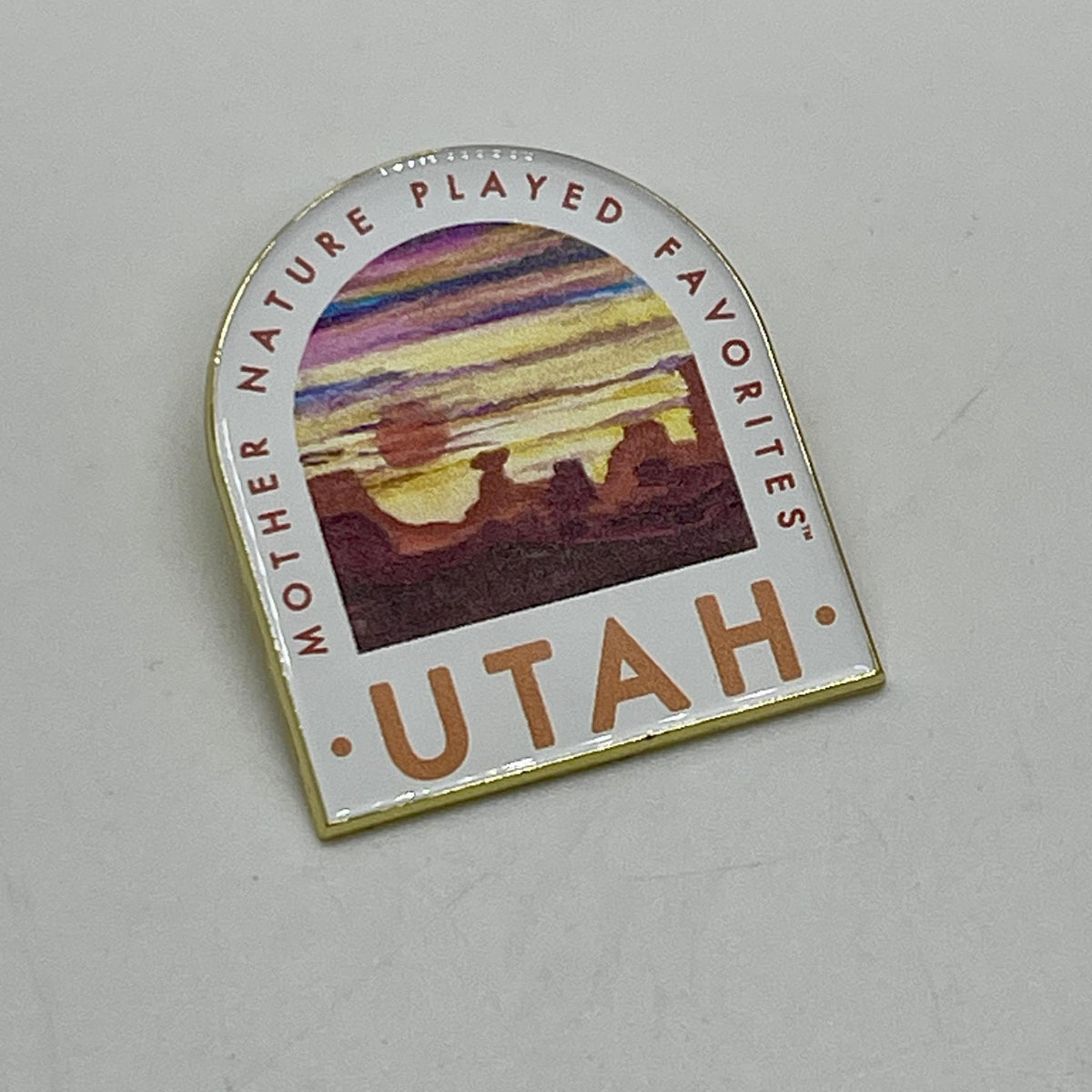 Enamel Metal Pin Desert Sunset – Everything Utah